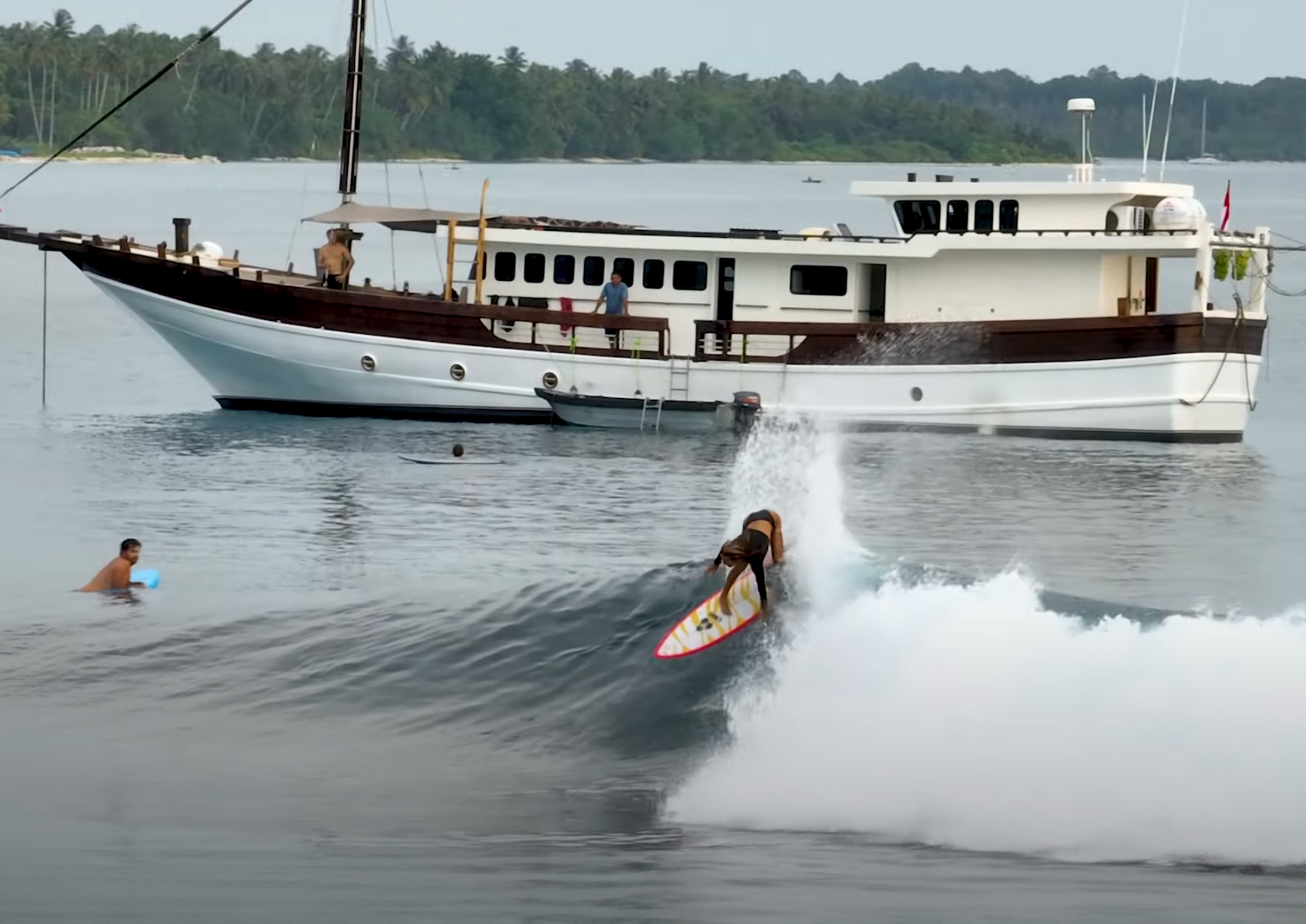 Travel Inspo: Yeah The Girls - SurfGirl Magazine